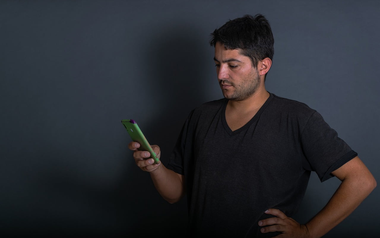 ¿Por qué mi móvil se apaga solo y… cómo solucionarlo? | Móviles Dual SIM