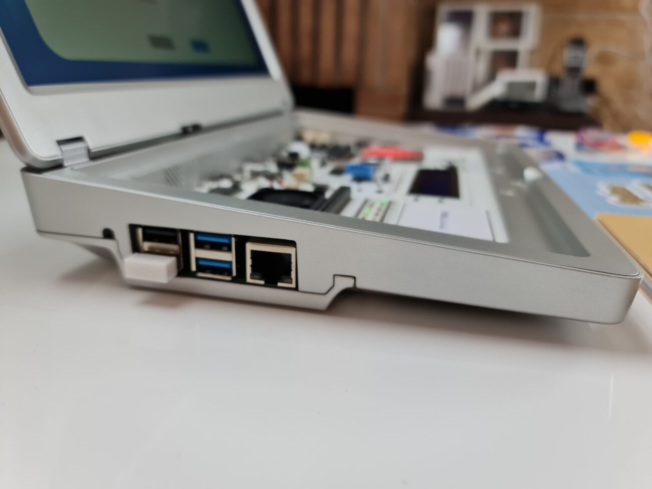 CrowPi 2: prueba a fondo, review y recursos | Móviles Dual SIM