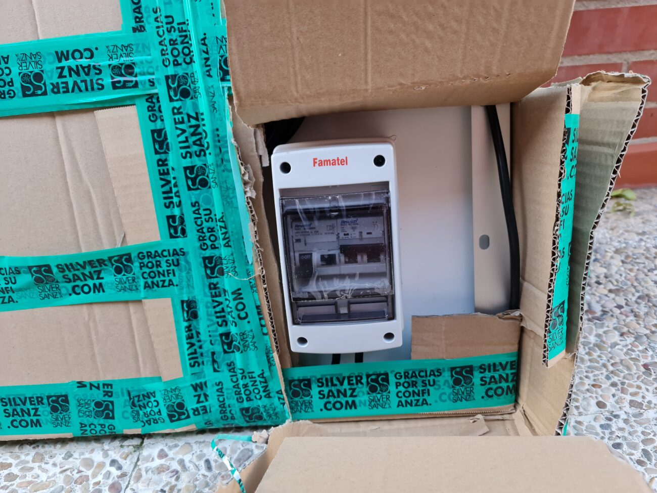 Review y opinión del kit Sunne Solar: placa solar de enchufar y listo ...