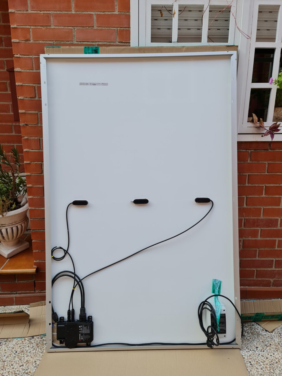 Review y opinión del kit Sunne Solar: placa solar de enchufar y listo ...